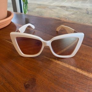 Accessories | New Quay Australia Chain Reaction Sunglasses | Poshmark